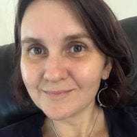 Liz Hempel – Medium