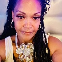 Suzie Bromfield – Medium
