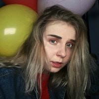 Caroline Shields – Medium