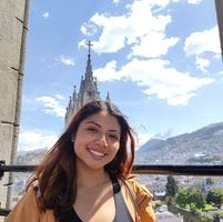 Alison Vaca – Medium