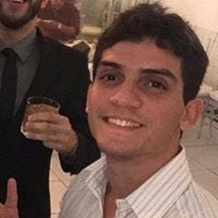 Thiago Caldas – Medium