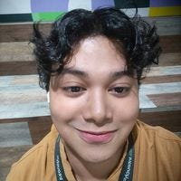 Genesis Usero – Medium