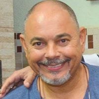 Rene Roberto – Medium