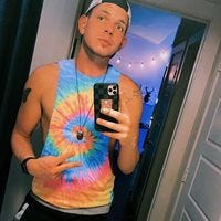 Zeth Biles – Medium