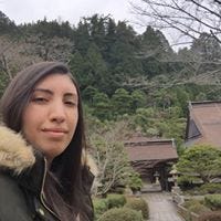 Özlem Yigit – Medium