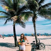 Ania Zamelek – Medium