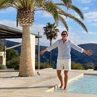 Alexander Munch-Thore – Medium