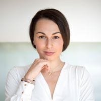 Zoi Georgie – Medium