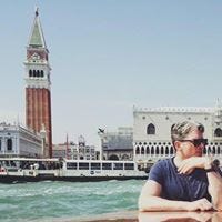 Michael Fox – Medium