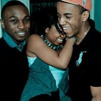 Nigel Emodi – Medium