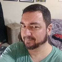 Heitor Pitombo – Medium