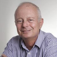 Antonio Castro – Medium