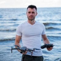 Denys Kuzmych – Medium
