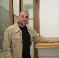 Muataz Ali Farhan – Medium