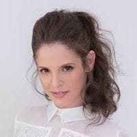 Noa Lifshitz – Medium