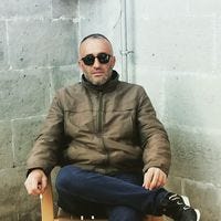 Hakan Kaya – Medium