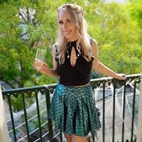 Emily Barr – Medium