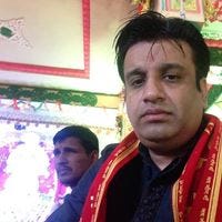 Ravi Modi – Medium