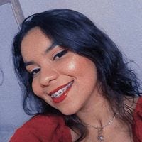 Kamily Rafaela – Medium