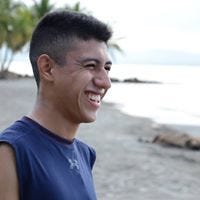 Mateo Posada Pamplona – Medium