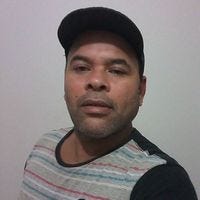 Ademilson Ferreira – Medium