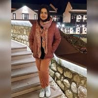 Nitu Mehta – Medium