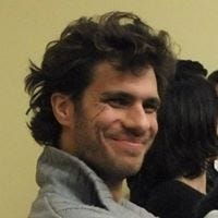 Tal Pesses – Medium