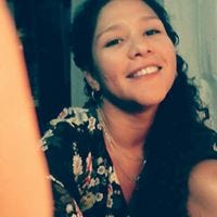 Ana Verónica – Medium