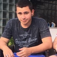 Caio Viana – Medium