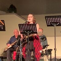 Caitlyn Long – Medium