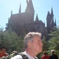 Ben Edwards – Medium