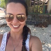 Ligia Avellar – Medium