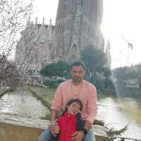 Alexander Velasquez – Medium