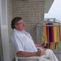 Dan Moore – Medium