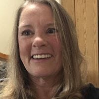 Sonja Kmak – Medium