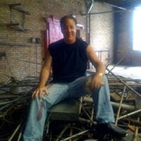 Danny Riley – Medium