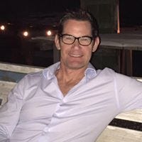 Stephen Mooney – Medium