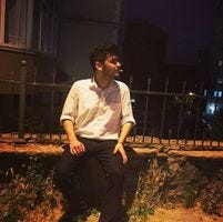 Emre – Medium