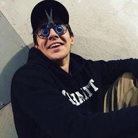 Luca Desimone – Medium