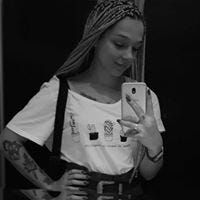 Fernanda Muniz – Medium