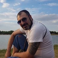Artur Vardanyan – Medium