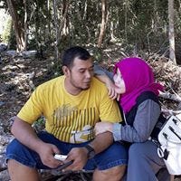 About – Erna Loversya – Medium