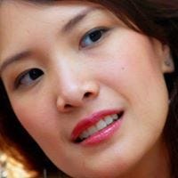 Esther Chen Li Lian – Medium