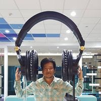 Lam Lai Fung – Medium
