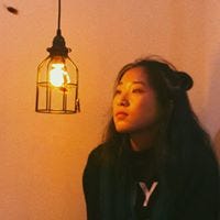 Yan Wendi – Medium