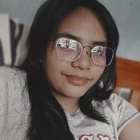 Mel Comedia – Medium