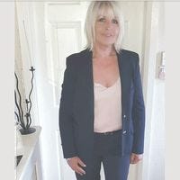 Lindy Bevan – Medium