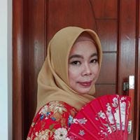 Ginoeng Faizah Putri – Medium