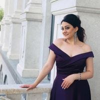 Narine Hakobyan – Medium