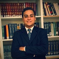 André Pinheiro – Medium